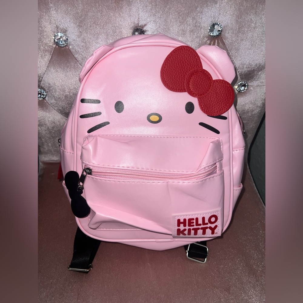 Hello Kitty Backpack Pink Nwot - Gem